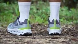 Cut in half: On Cloudhorizon Waterproof Review (2024) | RunRepeat