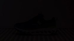 Cut in half: On Cloudhorizon Waterproof Review (2024) | RunRepeat