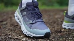 Cut in half: On Cloudhorizon Waterproof Review (2024) | RunRepeat