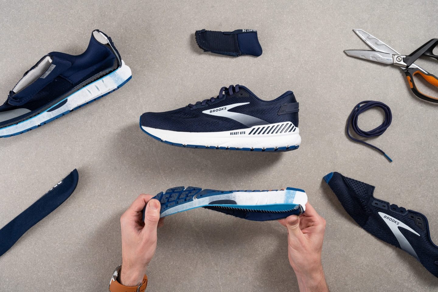 Cut in half: Brooks Beast GTS 24 Review (2024) | RunRepeat