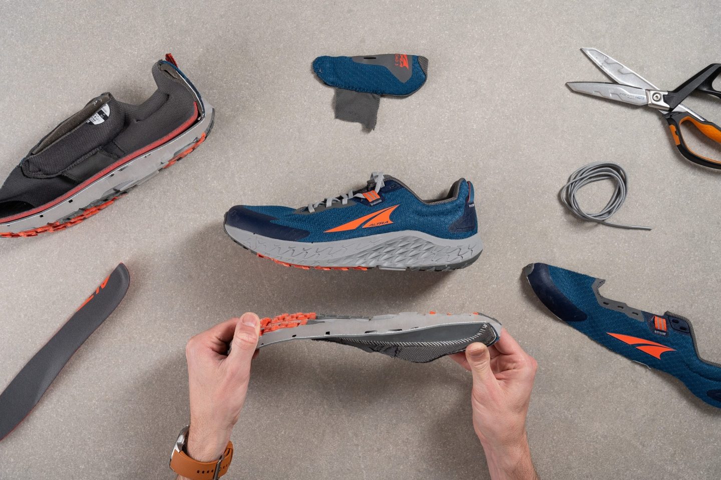 Cut in half: Altra Outroad 3 Review (2024) | RunRepeat