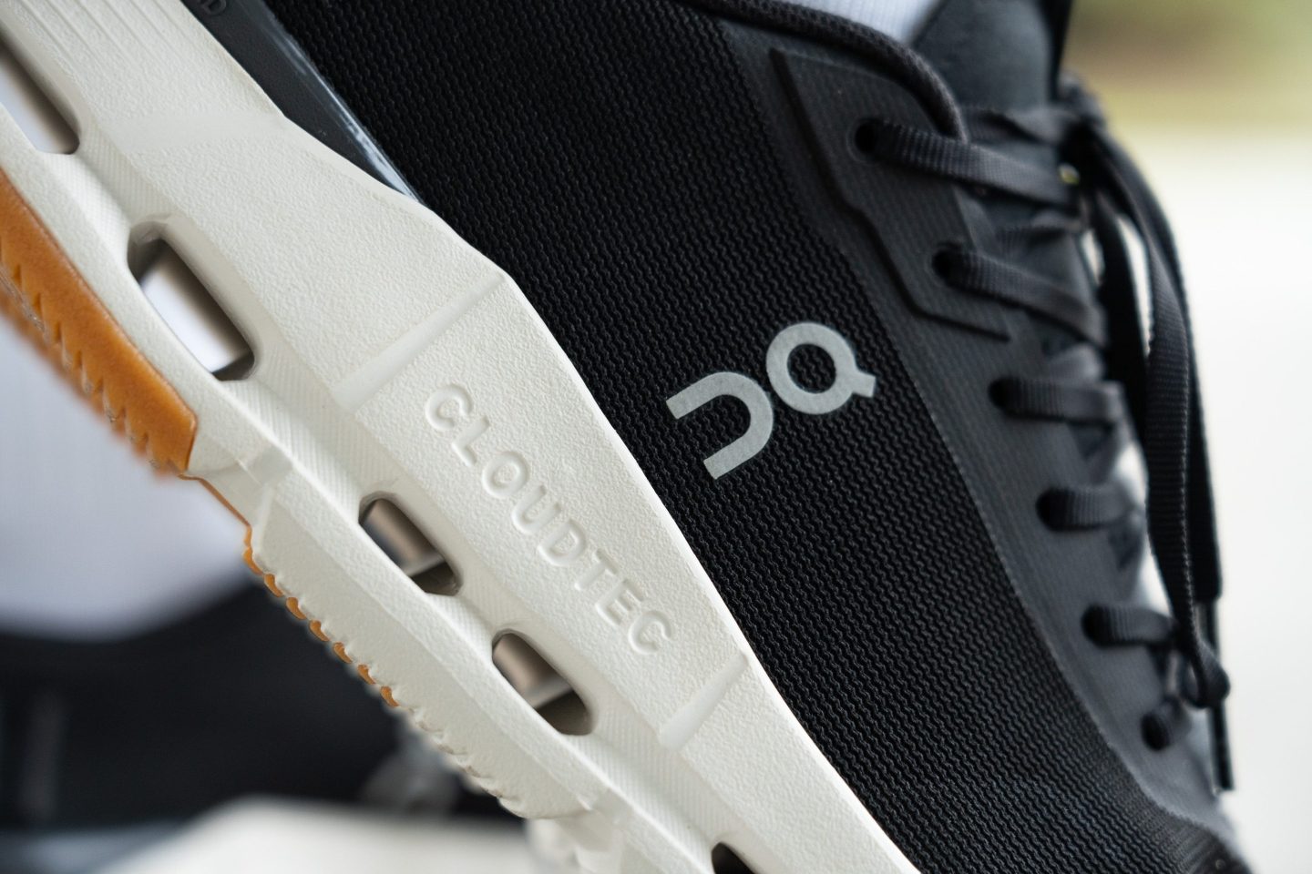 Cut in half: On Cloudnova Form 2 Review | RunRepeat