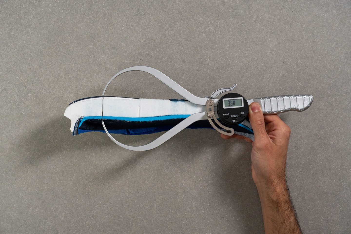 Cut in half: Saucony Tempus 2 Review (2025) | RunRepeat