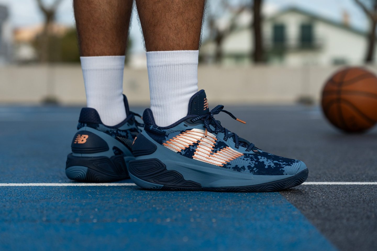 Cut in half: New Balance TWO WXY V5 Review (2024) | RunRepeat