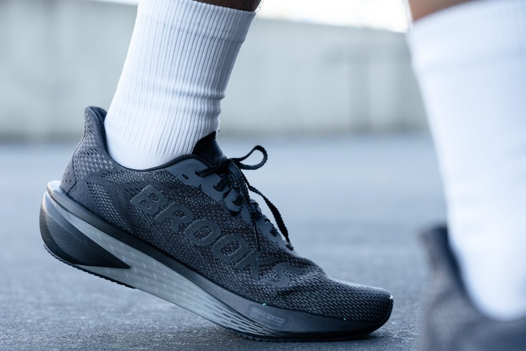 Cut in half: Brooks Hyperion 2 Review (2024) | RunRepeat