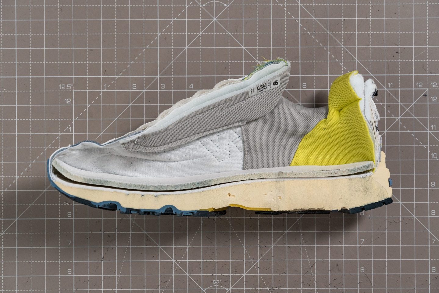 Cut in half: New Balance 1000 Review | RunRepeat