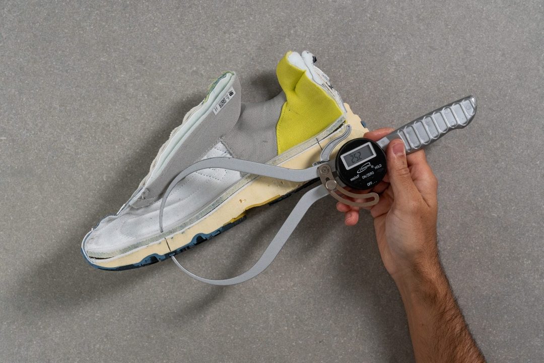 Cut in half: New Balance 1000 Review | RunRepeat