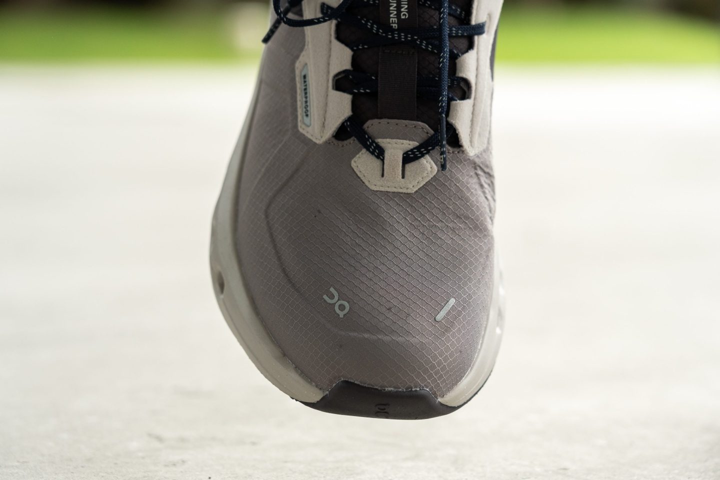 Cut in half: On Cloudrunner 2 Waterproof Review (2024) | RunRepeat