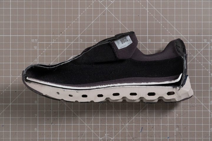 Cut in half: On Cloudrunner 2 Waterproof Review (2024) | RunRepeat