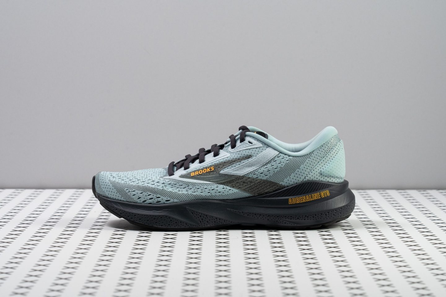 Cut in half: Brooks Adrenaline GTS 24 Review (2025) | RunRepeat