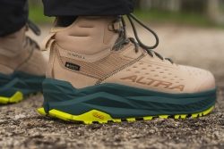 Cut in half: Altra Olympus 6 Hike Mid GTX Review (2025) | RunRepeat