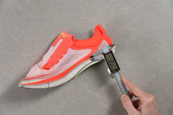 Cut in half: Nike Dragonfly 2 Elite Review (2025) | RunRepeat