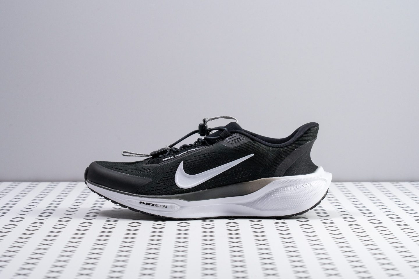 Cut in half: Nike Pegasus EasyOn Review | RunRepeat
