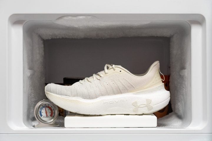 Cut in half: Under Armour Infinite Elite Review (2025) | RunRepeat