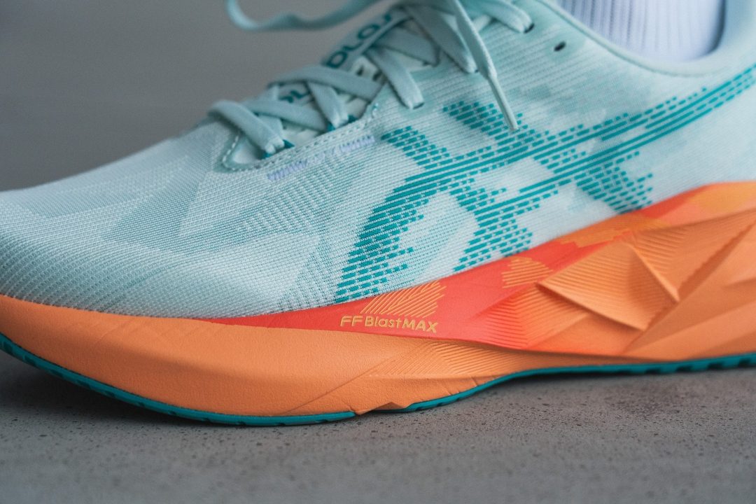 Cut in half: ASICS Novablast 5 Review | RunRepeat
