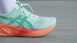 7 Best ASICS Running Shoes in 2025 | RunRepeat