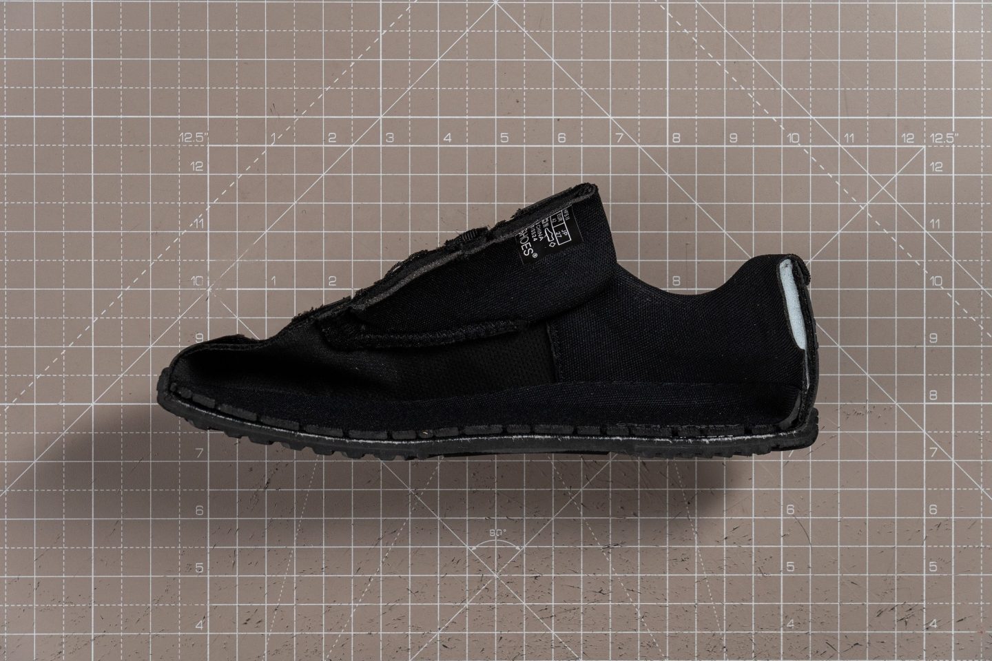 Cut in half: Xero Shoes HFS II Review | RunRepeat