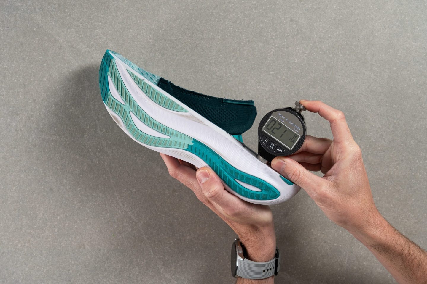 Cut in half: ASICS Gel Nimbus 27 Review (2025) | RunRepeat