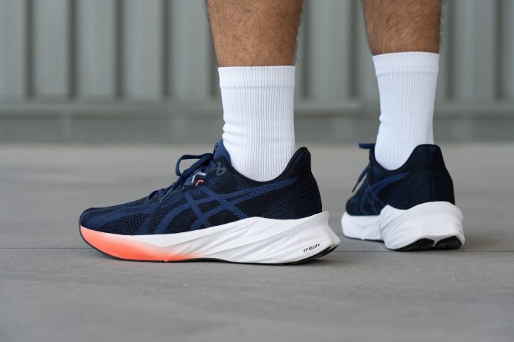 Cortadas por la mitad: Análisis y review de las ASICS Dynablast 5 (2025 ...