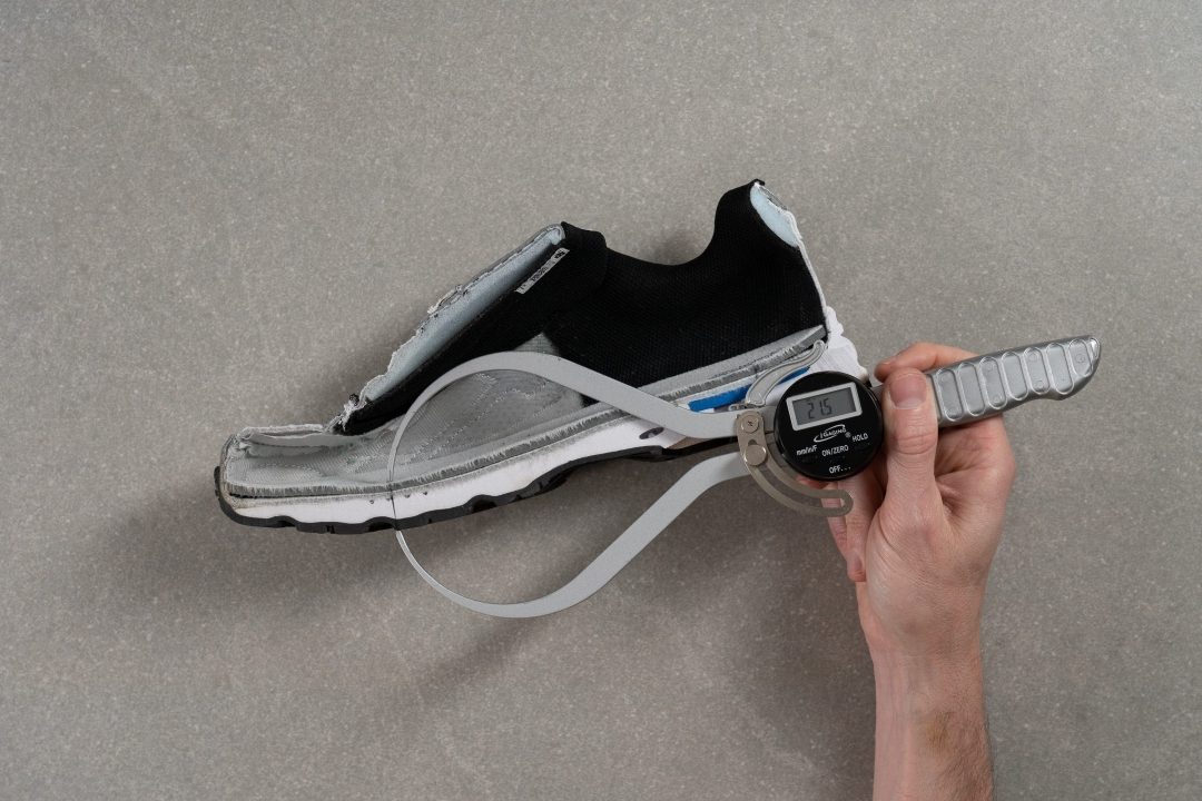 Cut in half: New Balance 740 Review (2025) | RunRepeat