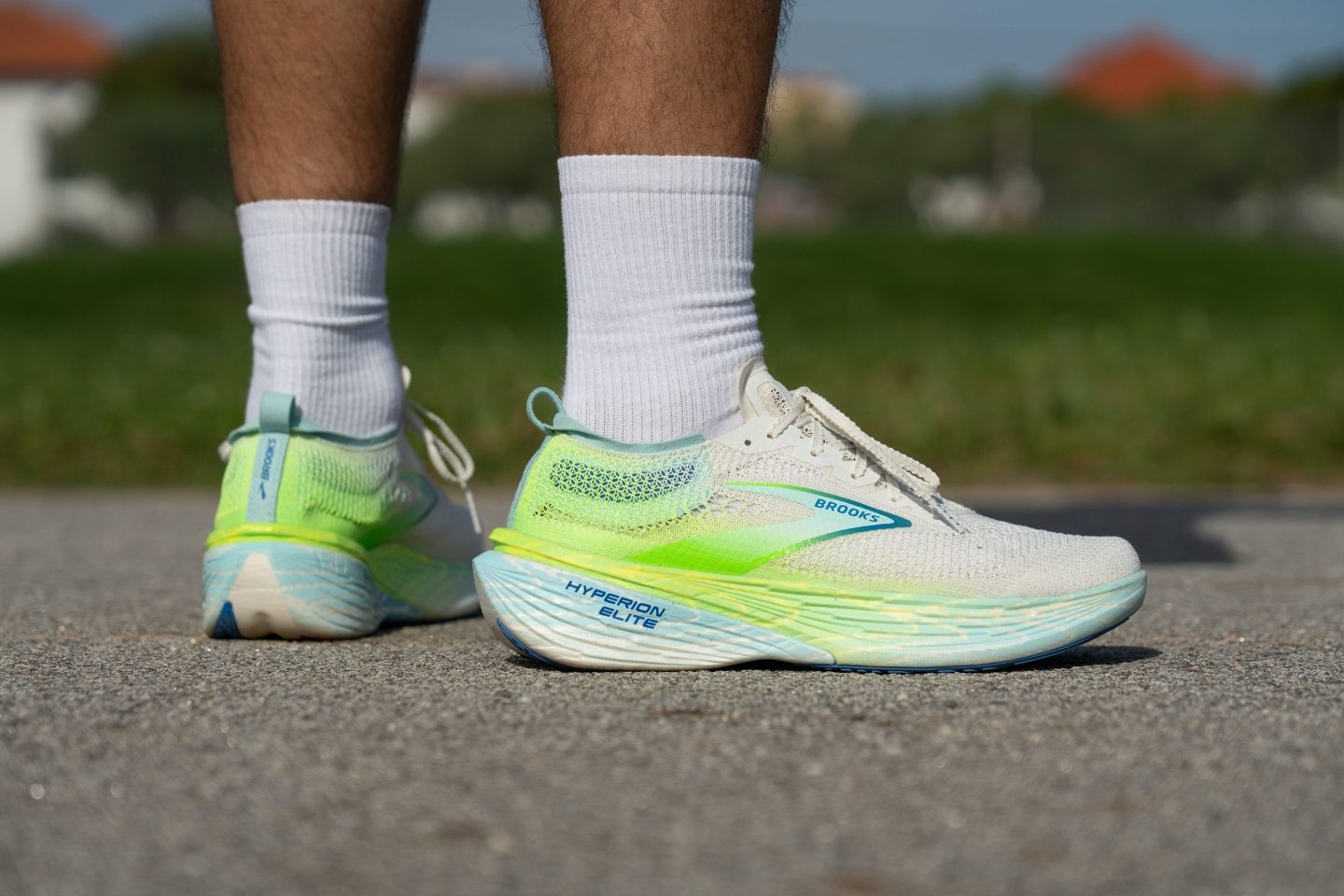 Cut in half: Brooks Hyperion Elite 4 PB Review (2025) | RunRepeat