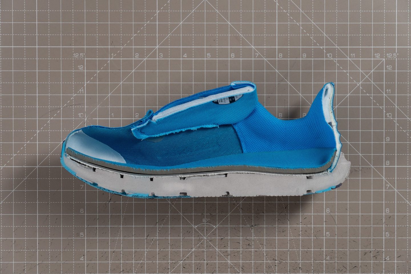 Cut in half: Altra Torin 8 Review (2025) | RunRepeat