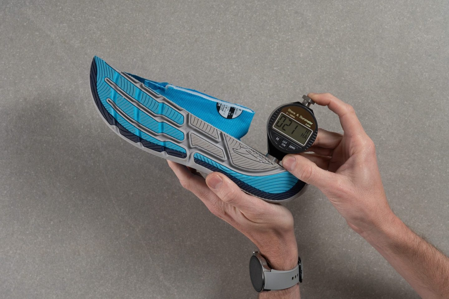 Cut in half: Altra Torin 8 Review (2025) | RunRepeat