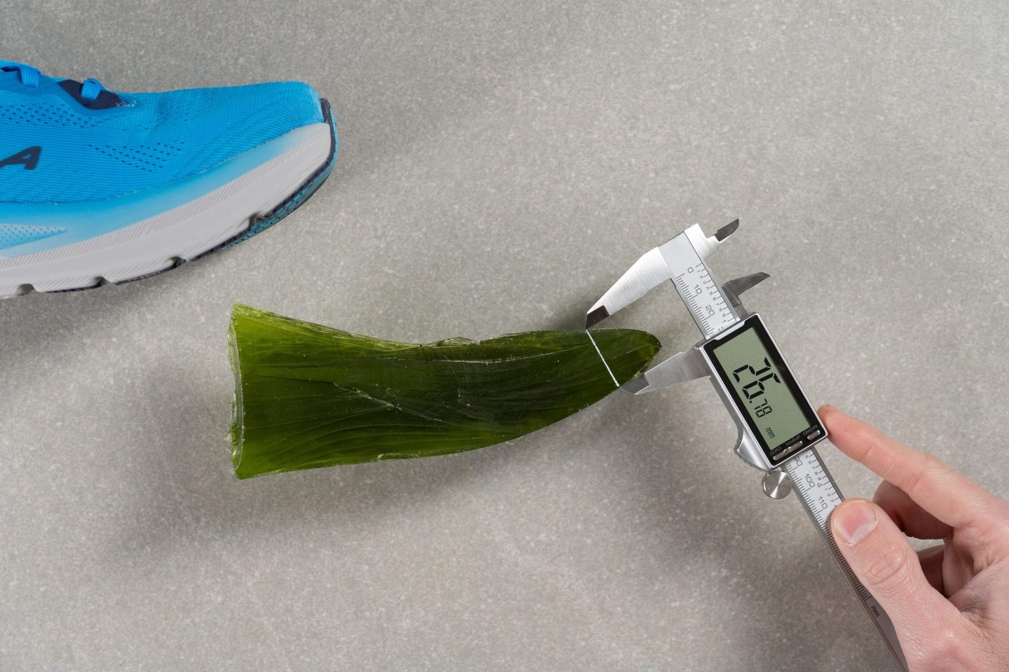 Cut in half: Altra Torin 8 Review (2025) | RunRepeat