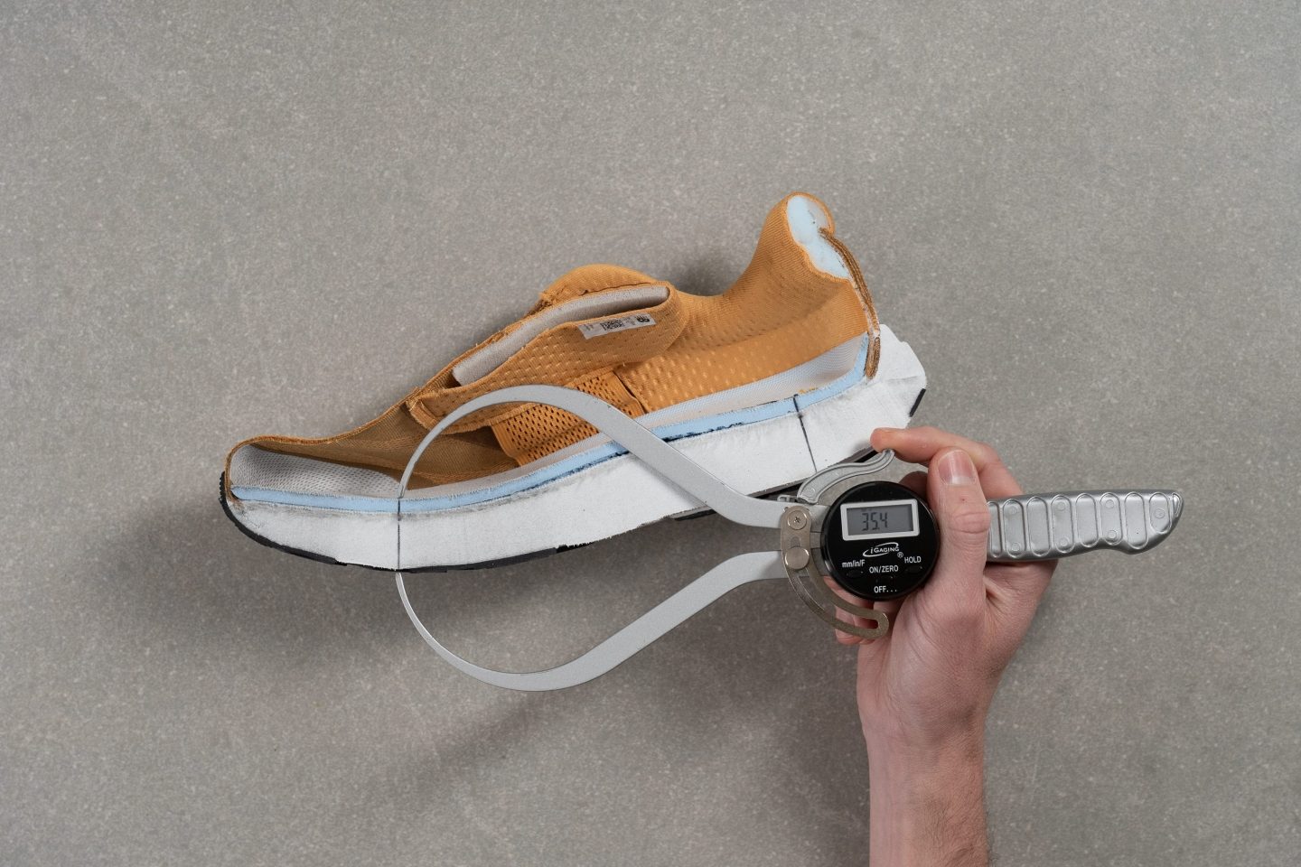 Cut in half: New Balance Fresh Foam X 880 v15 Review (2025) | RunRepeat