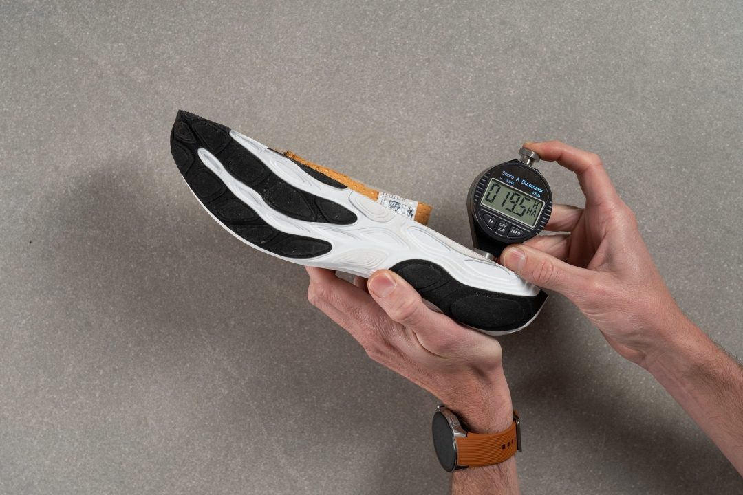 Cut in half: New Balance Fresh Foam X 880 v15 Review (2025) | RunRepeat