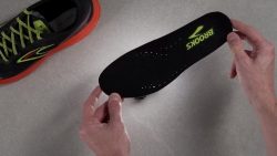 Cut in half: Brooks Divide 5 GTX Review (2025) | RunRepeat
