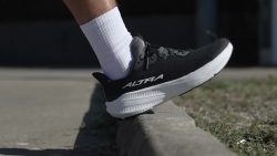Cut in half: Altra Experience Flow 2 Review (2025) | RunRepeat