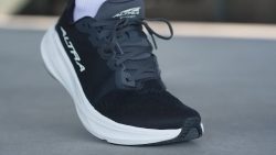 Cut in half: Altra Experience Flow 2 Review (2025) | RunRepeat