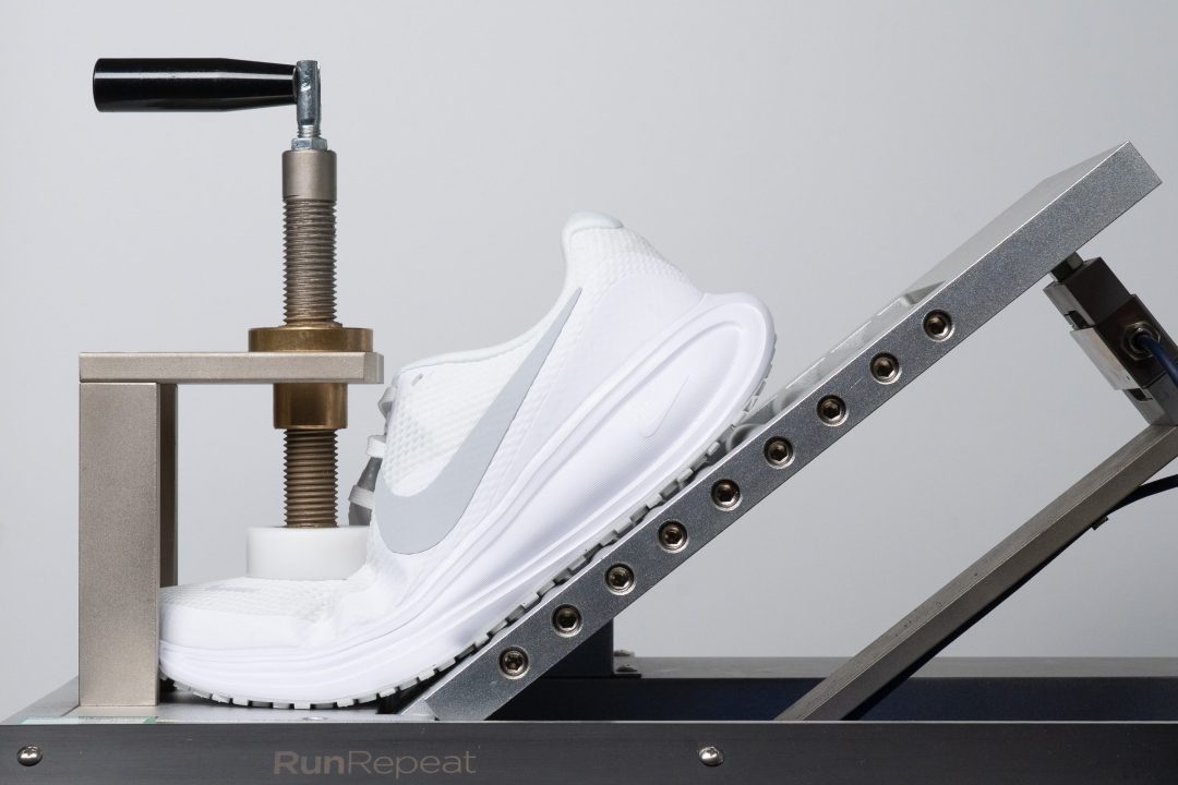Cut in half: Nike Revolution 8 Review (2025) | RunRepeat