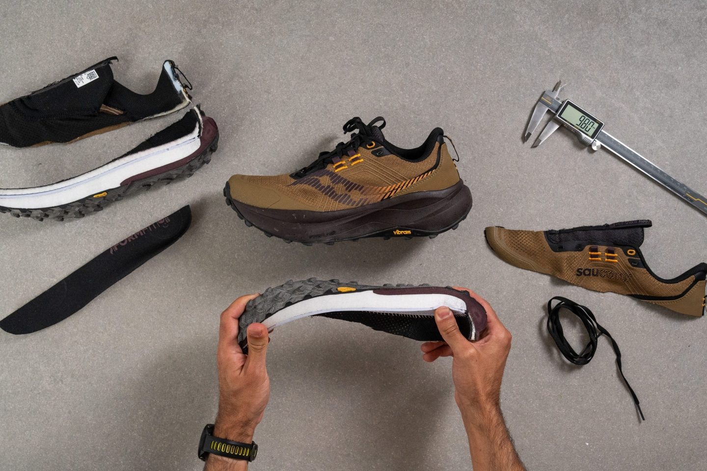 Cut in half: Saucony Xodus Ultra 4 Review (2025) | RunRepeat