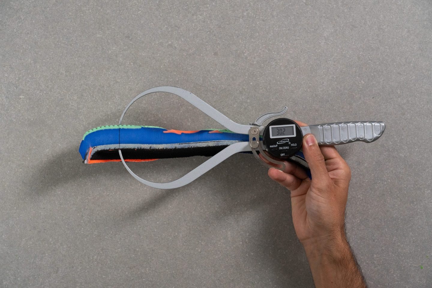 Cut in half: ASICS Solution Swift FF 2 Review (2025) | RunRepeat