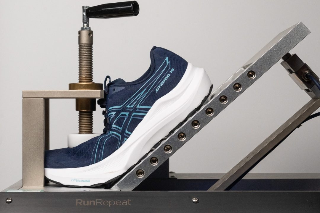 Cut in half: ASICS GT 2000 14 Review (2025) | RunRepeat
