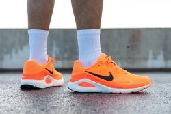 Cut in half: Nike Structure 26 Review (2025) | RunRepeat