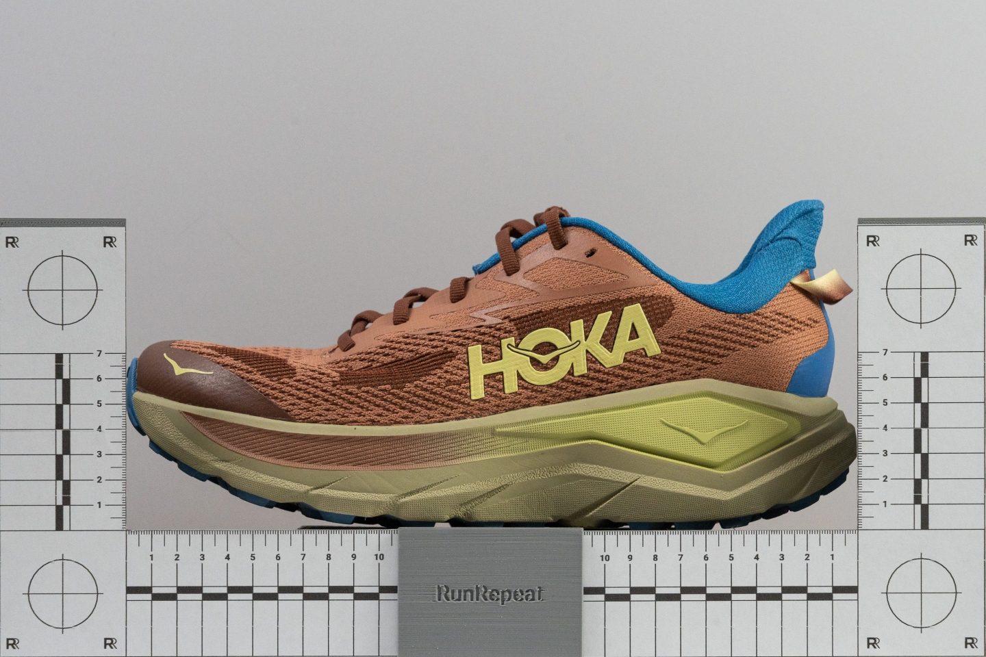 Cut in half: HOKA Challenger 8 Review (2025) | RunRepeat