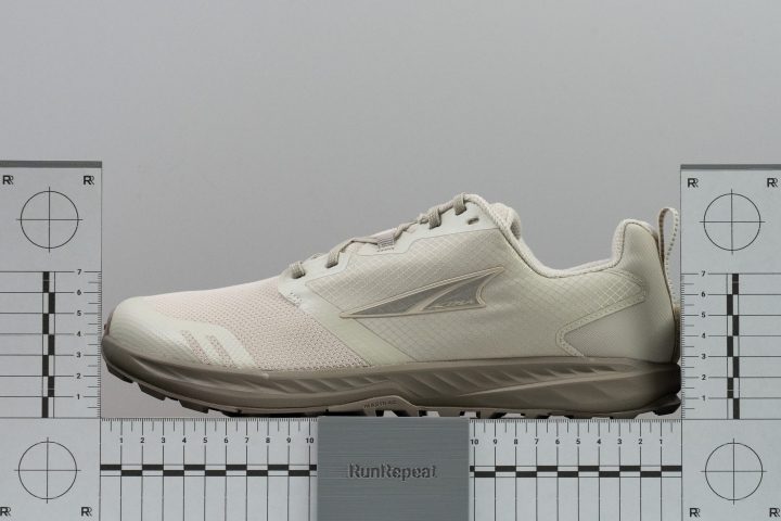 Cut in half: Altra Superior 7 Review (2026) | RunRepeat