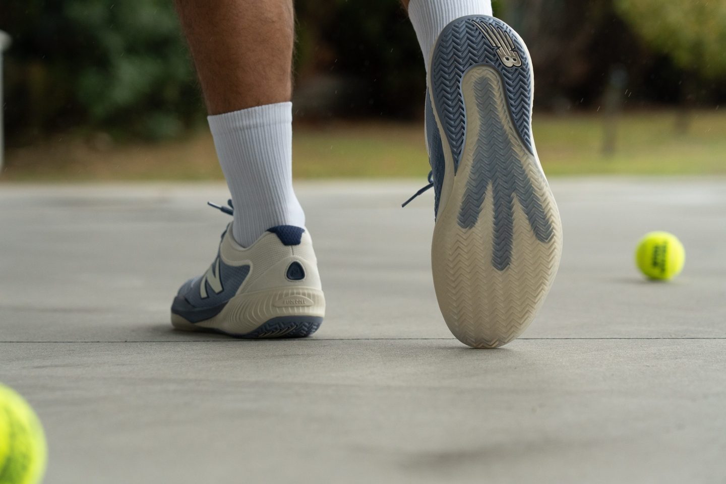 Cortadas por la mitad: Análisis y review de las New Balance FuelCell ...
