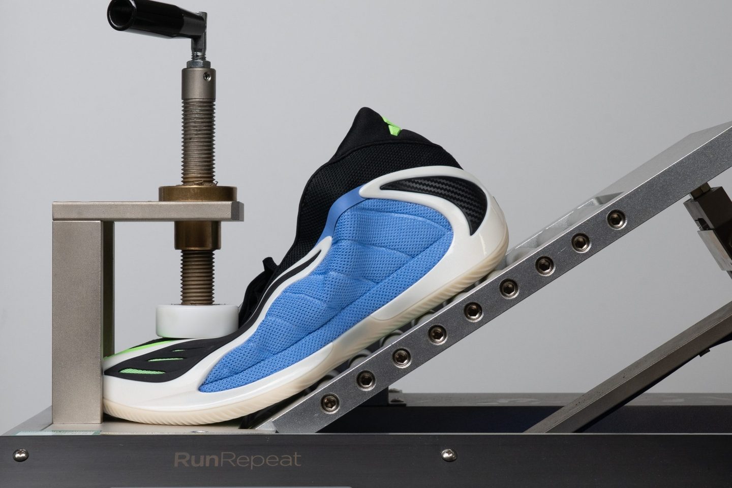 Cut in half: Adidas Anthony Edwards 2 Review (2025) | RunRepeat