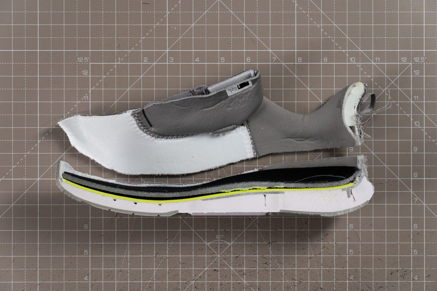 Cut in half: KURU FLEX Via Review (2026) | RunRepeat