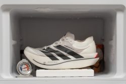 Cortadas por la mitad: Análisis y review de las Adidas Adizero Adios ...