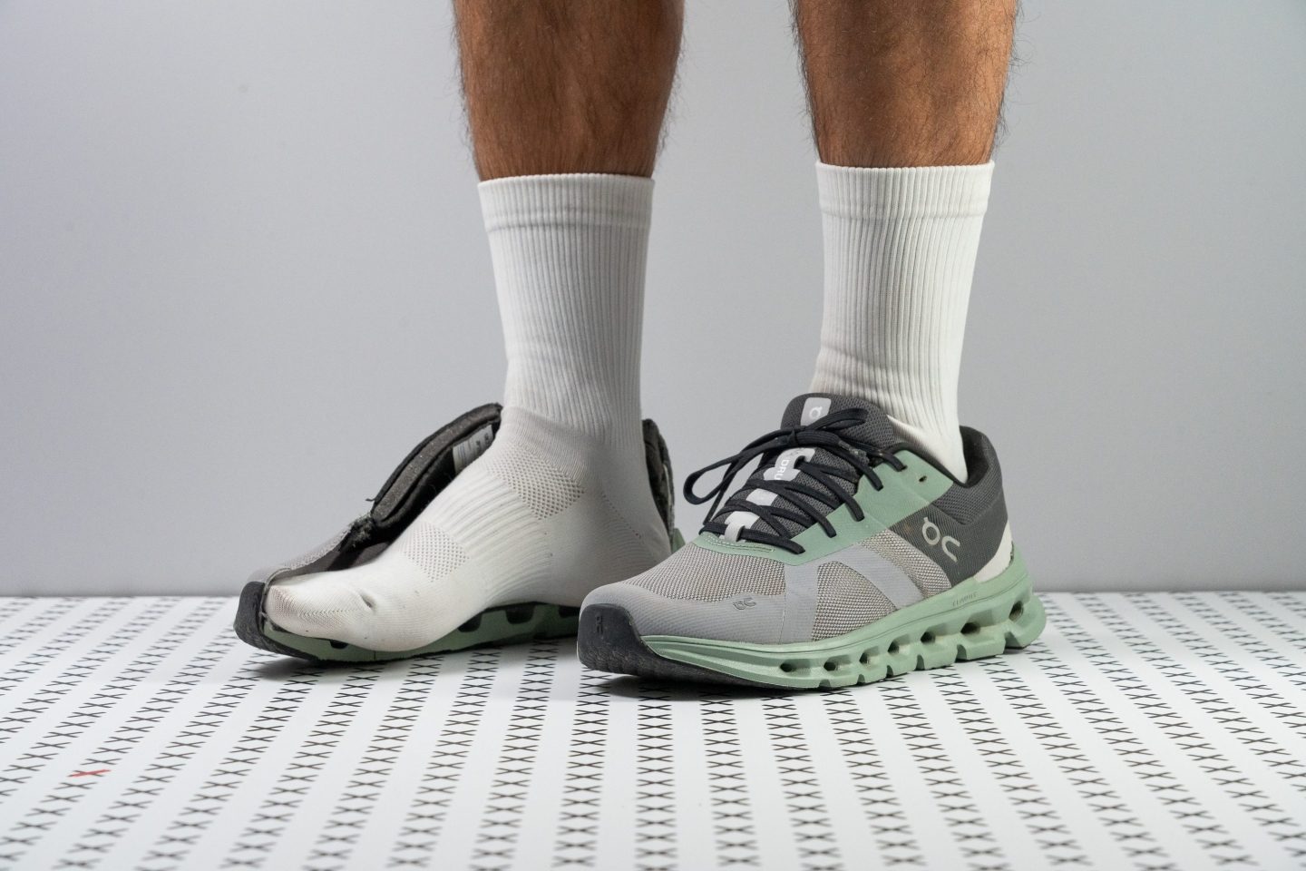 Cut in half: On Cloudrunner Review | RunRepeat