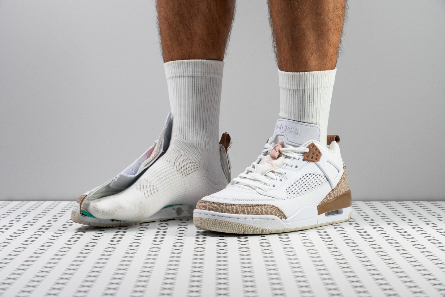 Cortadas por la mitad: Análisis y review de las Jordan Spizike Low ...