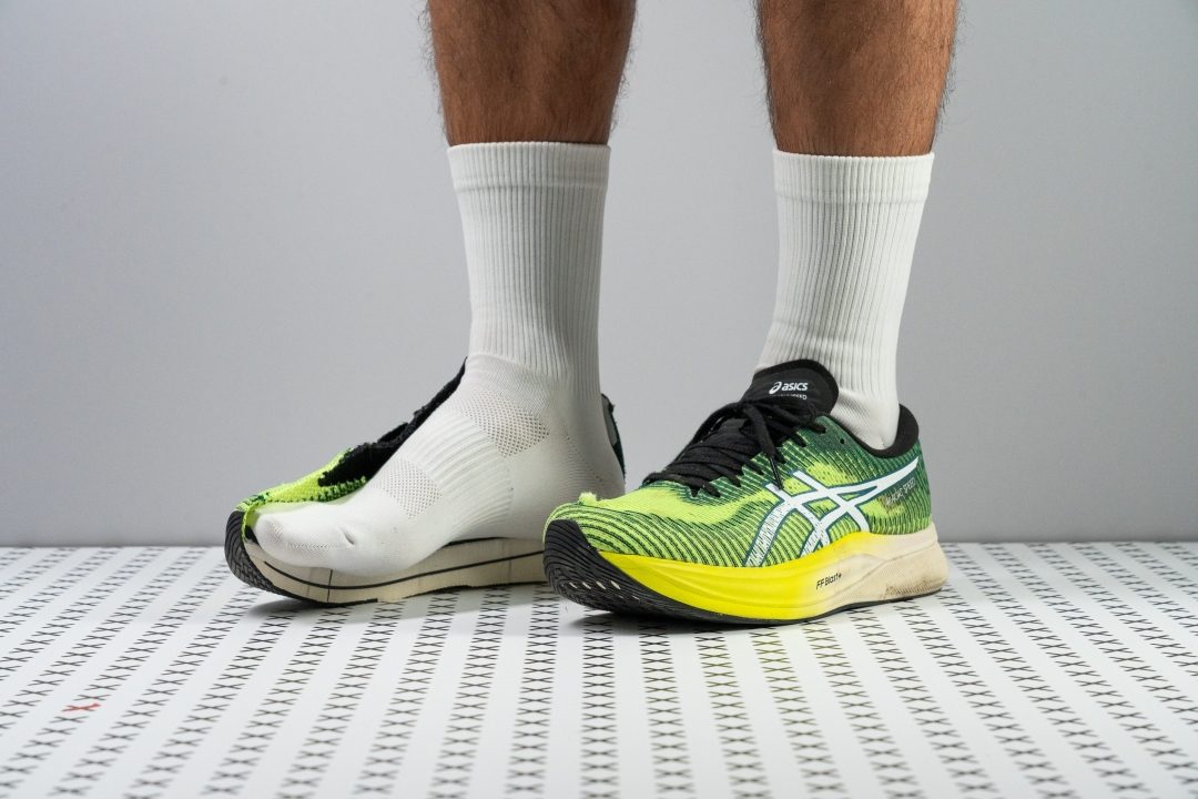 Cut in half: ASICS Magic Speed 2 Review | RunRepeat