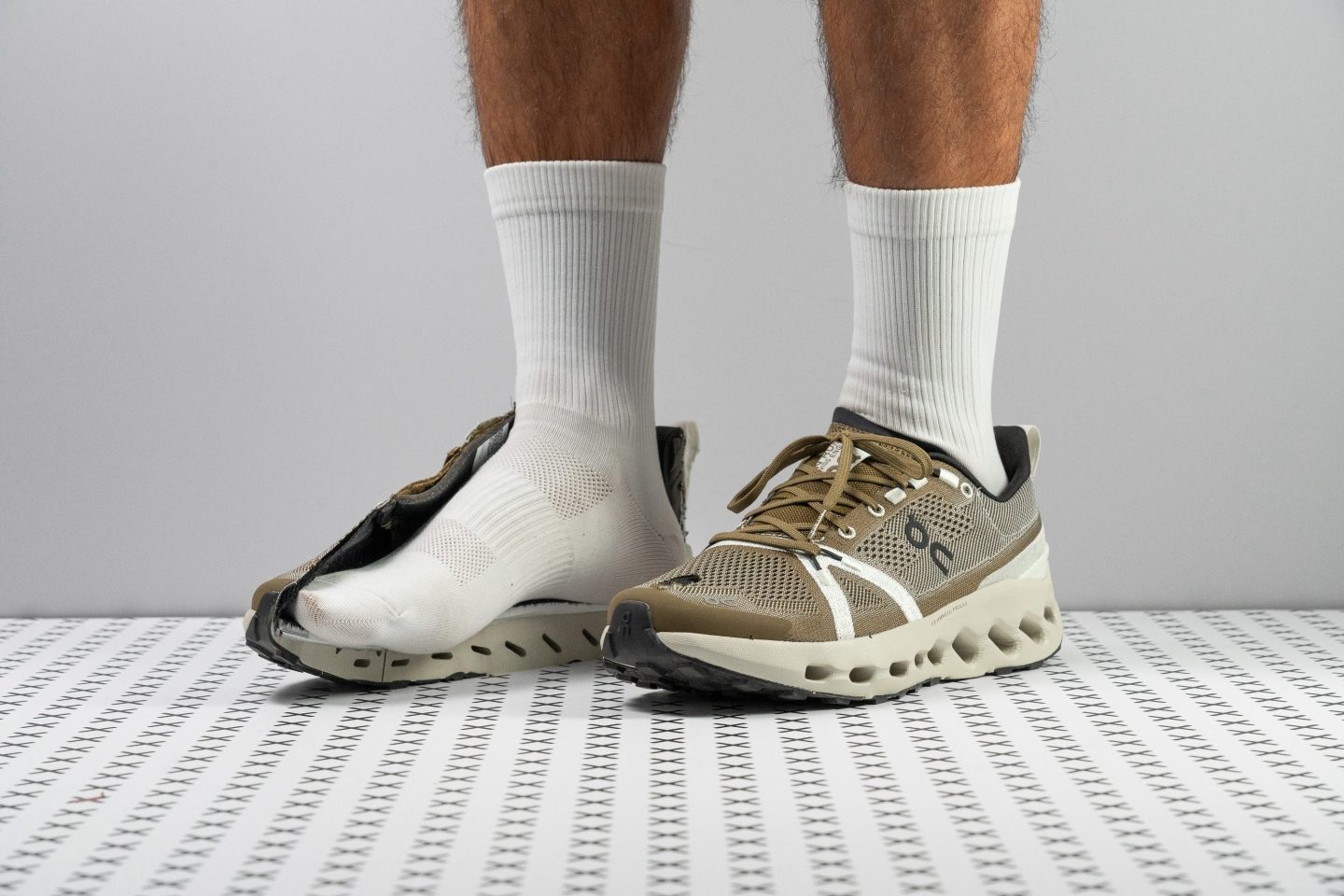 Cut in half: On Cloudsurfer Trail Review | RunRepeat