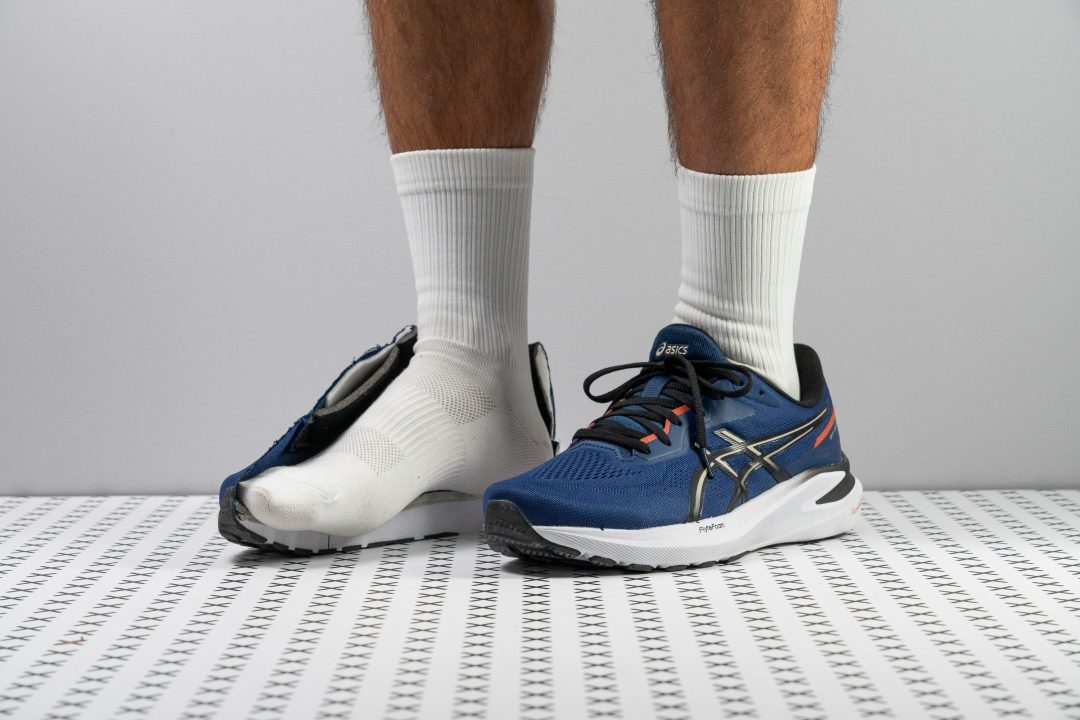 10+ ASICS Running Shoes For Flat Feet | RunRepeat