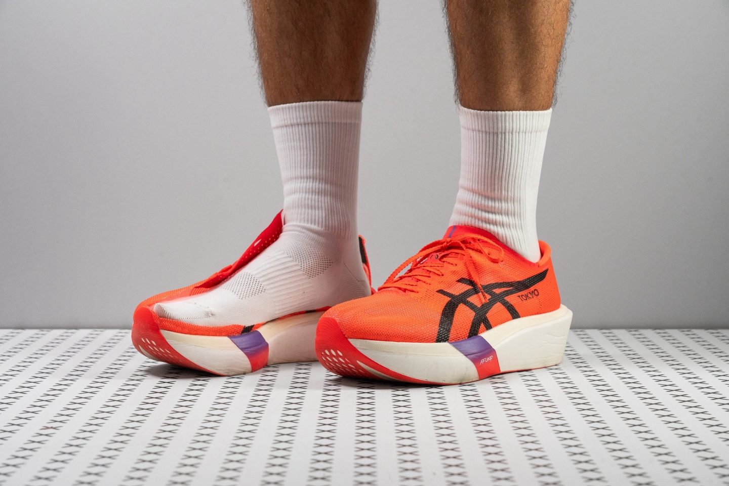 Cut in half: ASICS Metaspeed Sky Tokyo Review (2025) | RunRepeat